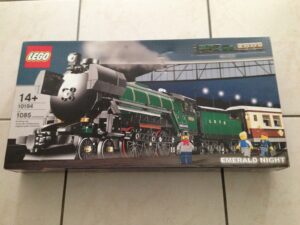 lego creator emerald night train (10194)