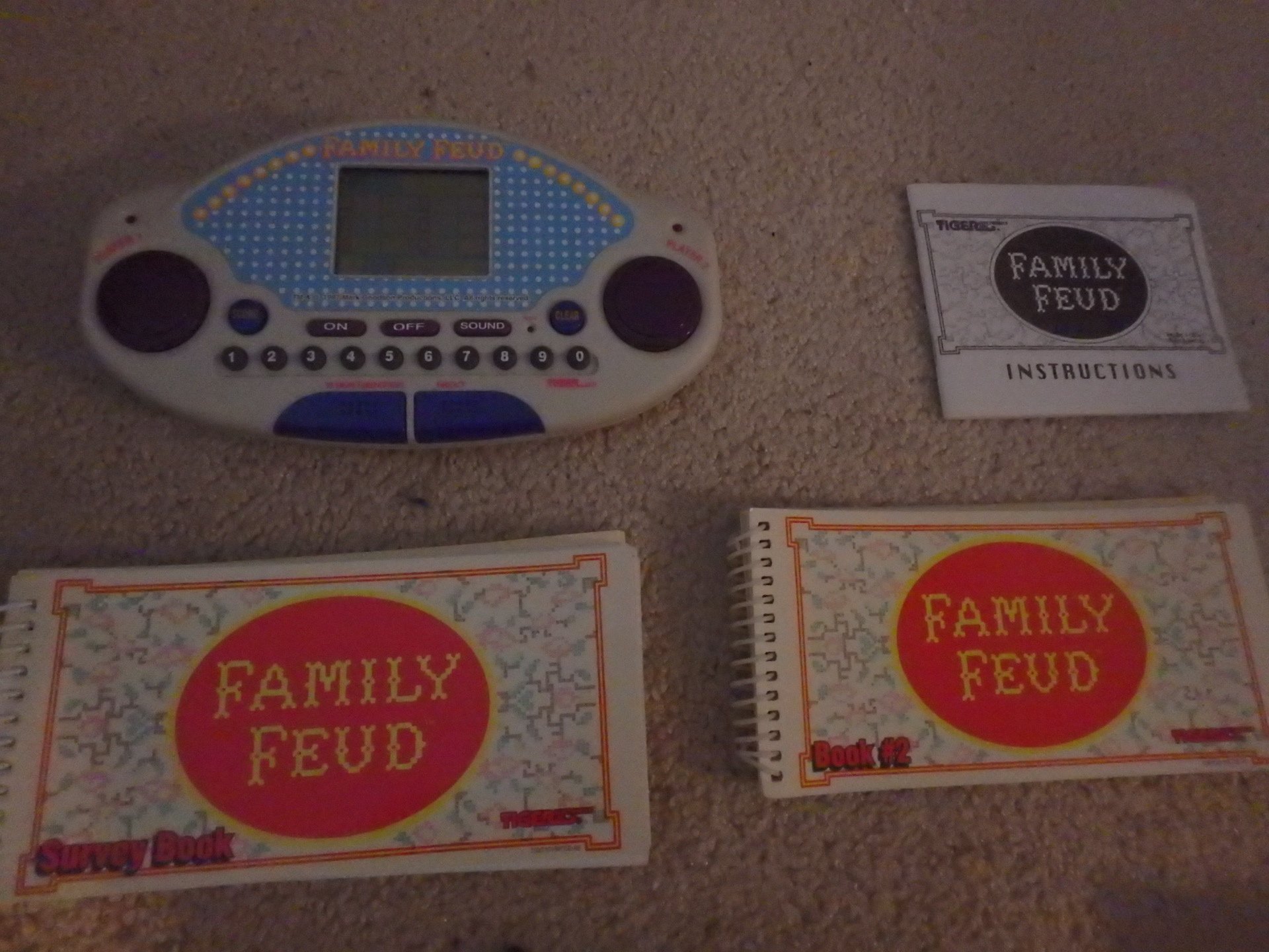 Family Feud Electronic Handheld Game (1997 Edition)