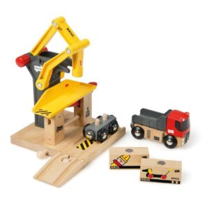 BRIO World - 33280 Freight Goods Station | Versatile Toy Train Set for Kids | Interactive Play | Sustainable Wood Construction | Ideal for Toddlers Aged 3 and Up