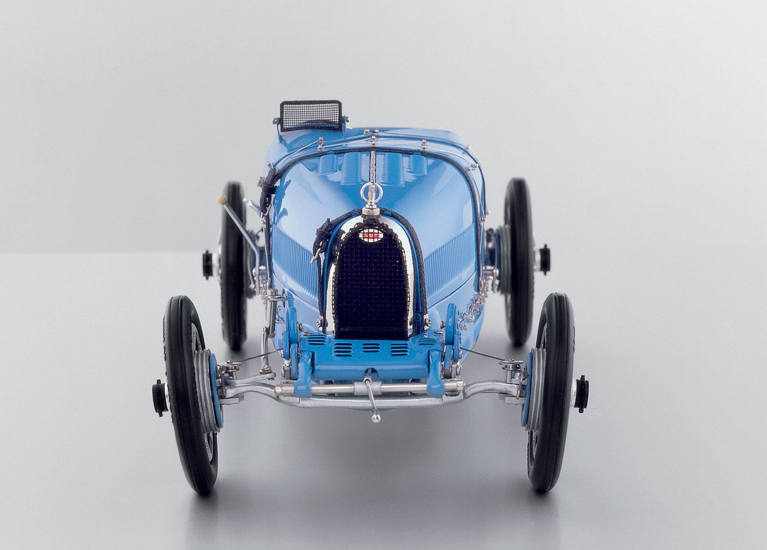 CMC-Classic Model Cars Bugatti T35 Grand Prix 1924 1:18 Scale Detailed Assembled Collectible Historic Antique Vehicle Replica