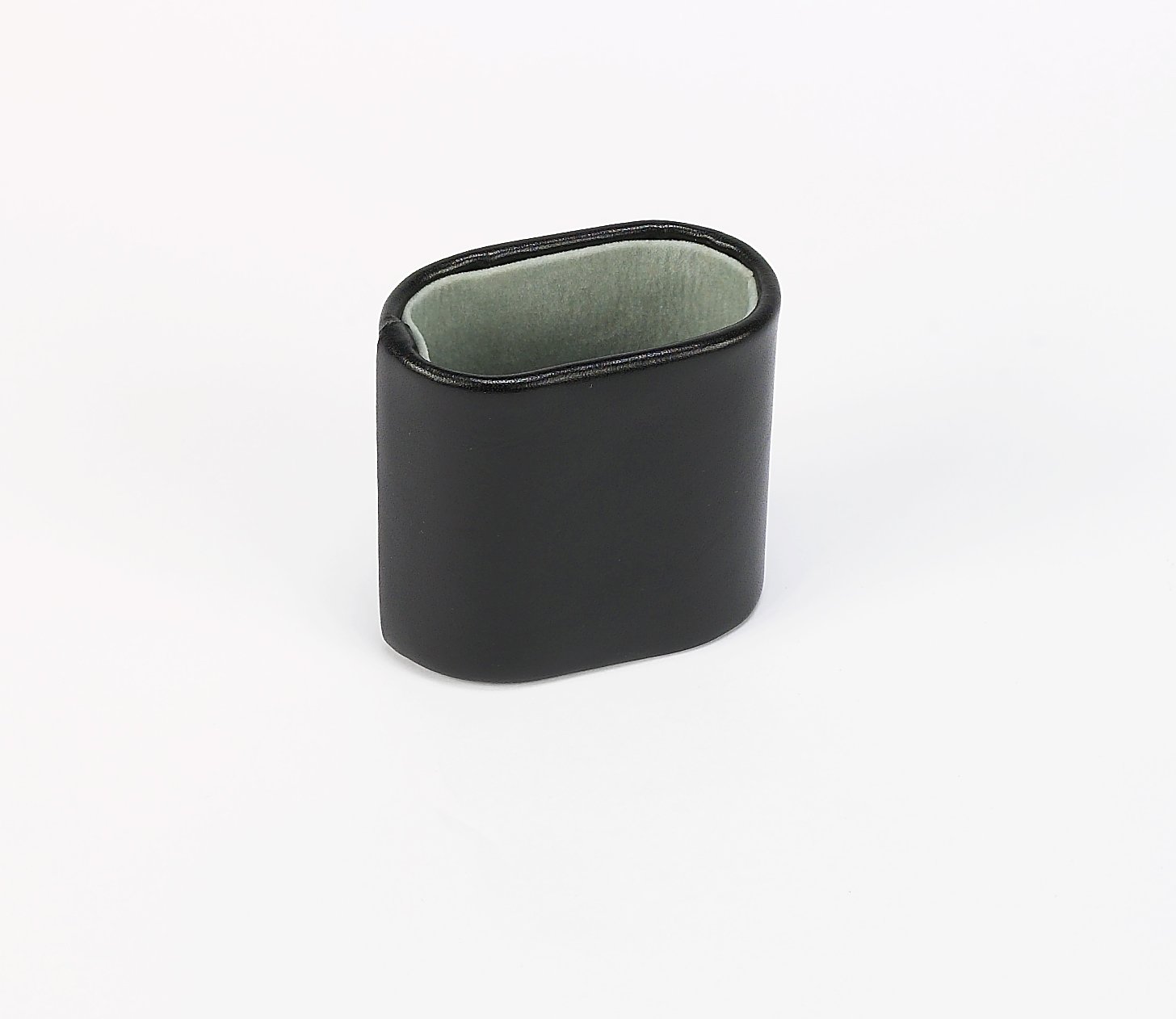 Park Avenue Genuine Leather Dice Cup