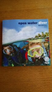 padi open water diver manual with table