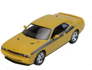 amt 2010 dodge r/t classic detonator 1/25 scale assembled model car yellow