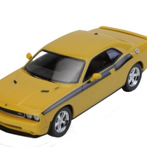 AMT 2010 Dodge R/T Classic Detonator 1/25 Scale Assembled Model Car Yellow