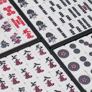 Yellow Mountain Imports Japanese Riichi Mahjong Set - White and Yellow Standard Size Tiles - with East Wind Tile and Black Vinyl Case