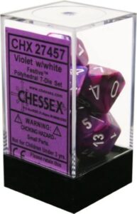 chessex chx27457 dice-festive violet/white set, yellow, large (18mm - 25mm)