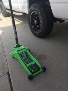 3 ton steel heavy duty low profile floor jack with rapid pump - lime