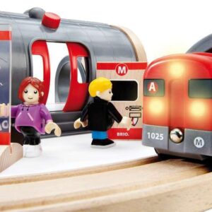 Brio - 33513 Metro Railway Set | Dynamic 20 Piece Wooden Train Set with Interactive Accessories | Perfect for Kids Ages 3 and Up | Fosters Creativity and Motor Skills