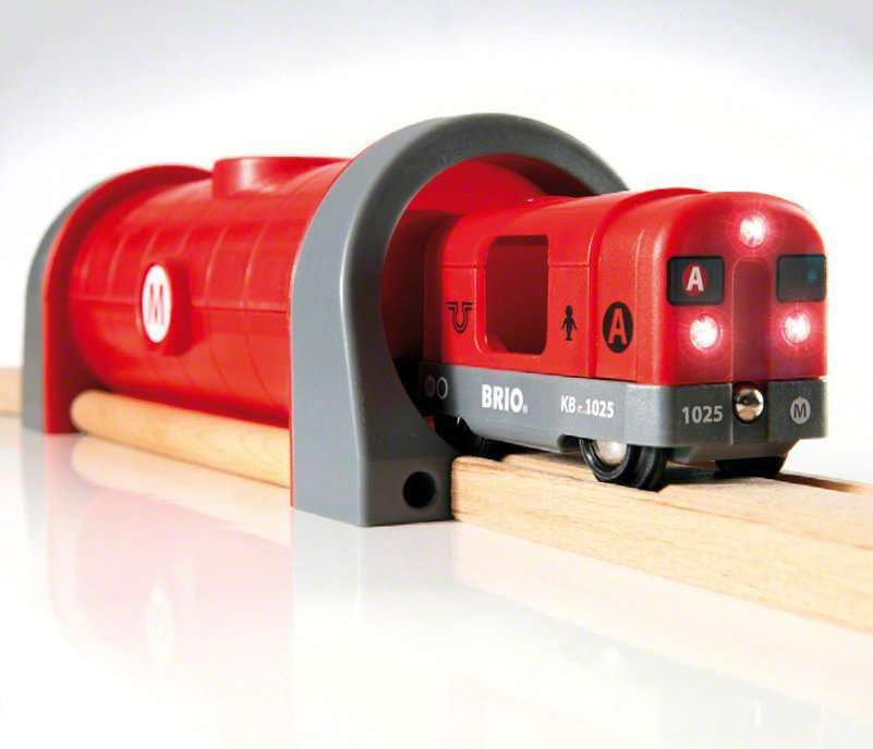 Brio - 33513 Metro Railway Set | Dynamic 20 Piece Wooden Train Set with Interactive Accessories | Perfect for Kids Ages 3 and Up | Fosters Creativity and Motor Skills