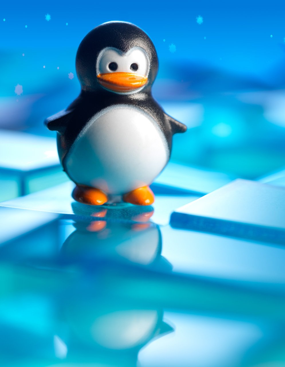 SmartGames Penguins on Ice - A Sliding Cognitive Skill-Building Puzzle Game for Ages 6 - Adult