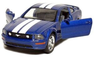 kinsmart 2006 ford mustang gt hardtop 1/38 scale diecast car (stripe blue)