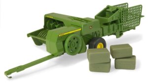 ertl john deere 348 square baler and 4 bales (1:16 scale)