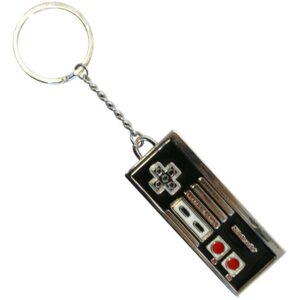 nintendo original enamelled metal nes controller keychain - ke138750ntn (nintendo ds)