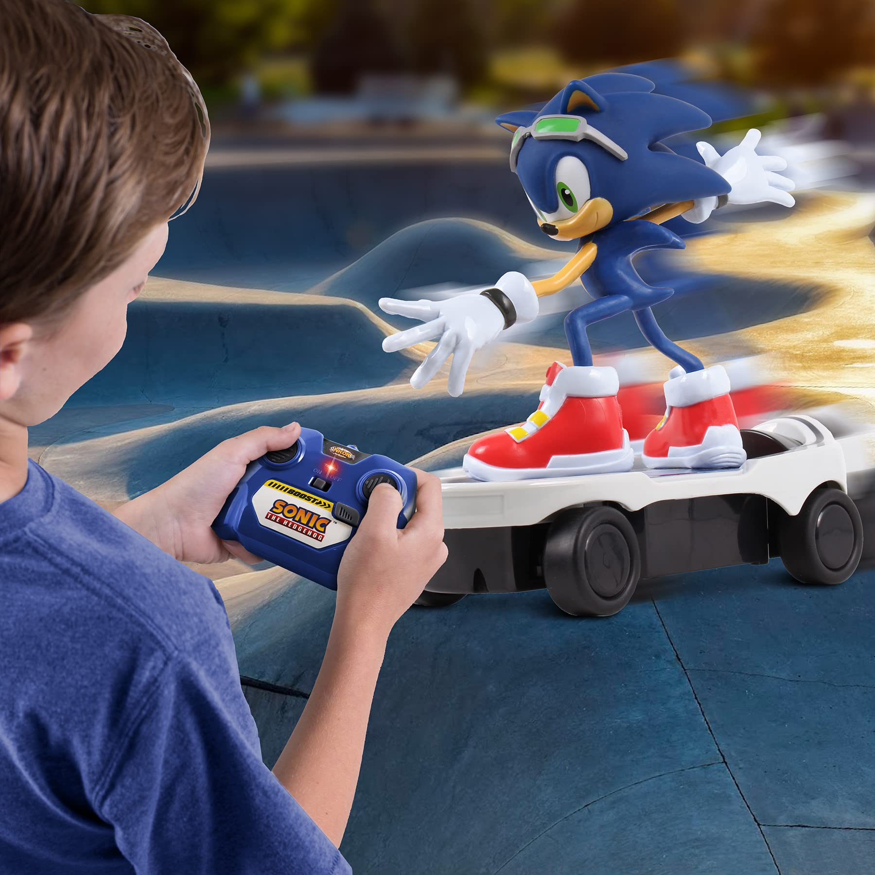 NKOK Sonic NKOK Free Rider R/C, Turbo Boost Feature: Goes from Fast to Super-Fast, Allows Children to Pretend to Drive and Have Fun at The Same Time, for Ages 6 and up