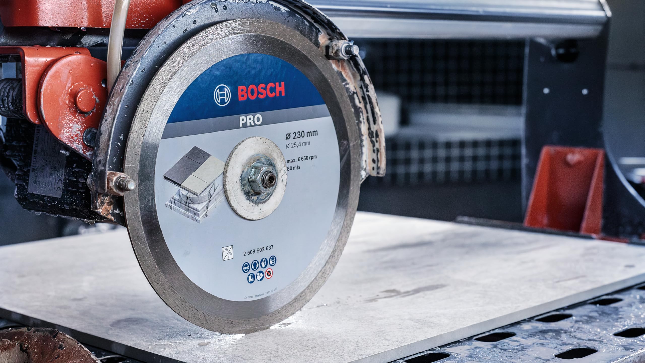 Bosch 2608602638 Diamond Cutting Disc Best for Ceramic, 250mm Ø, 30/25.40mm x 2.4mm x 10mm, Silver/Grey