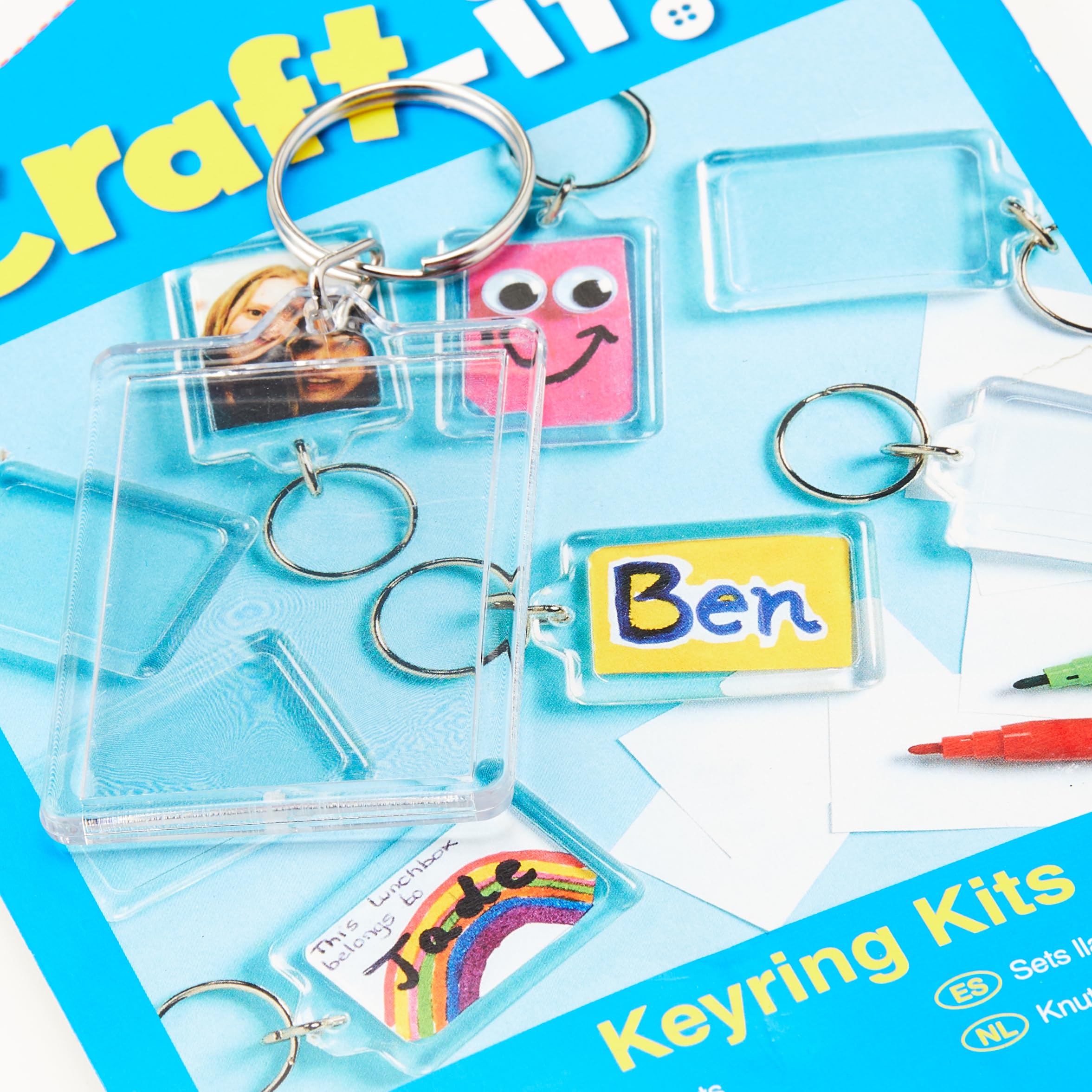 Baker Ross-E4572 Make Your Own Keyring Kit (Pack of 8), For Kids To Assemble And Attach To Key Rings And Bags, 8-pk, White