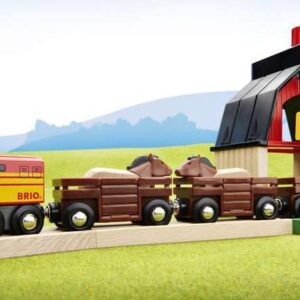 BRIO 33719 Farm Railway Playset – Interactive Toy Train Set for Kids | FSC-Certified Wood | Expandable Tracks | Promotes Skill Development