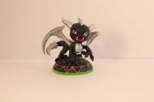 skylanders spyros adventure loose mini figure dark spyro silver wings includes card online code