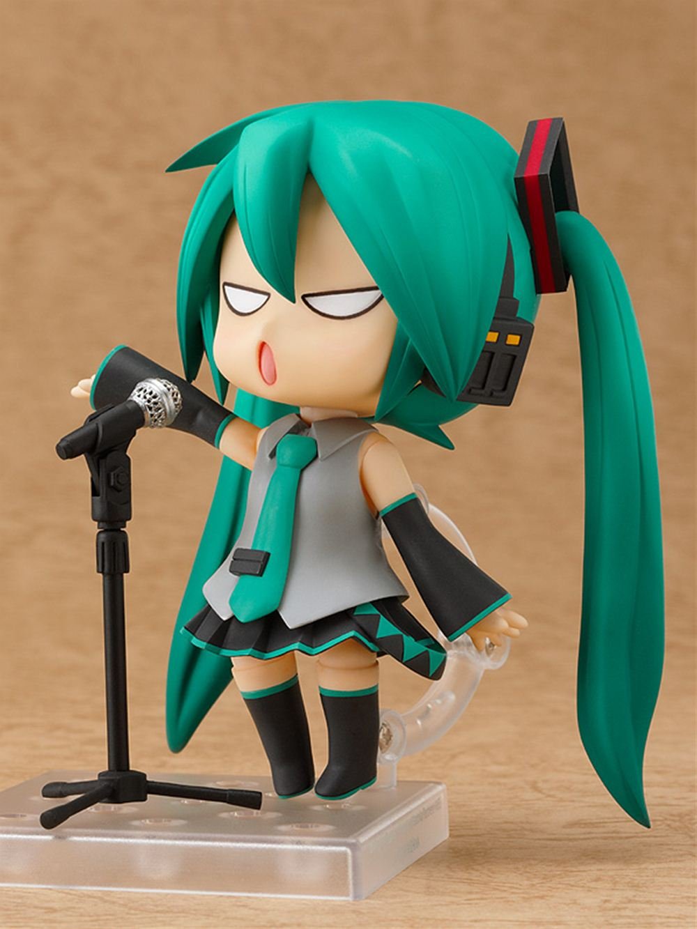 Good Smile Shuukan Hajimete no Hatsune Miku: Nendoroid Action Figure