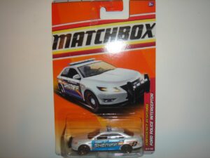 matchbox 2011 emergency response ford taurus police interceptor sheriff white