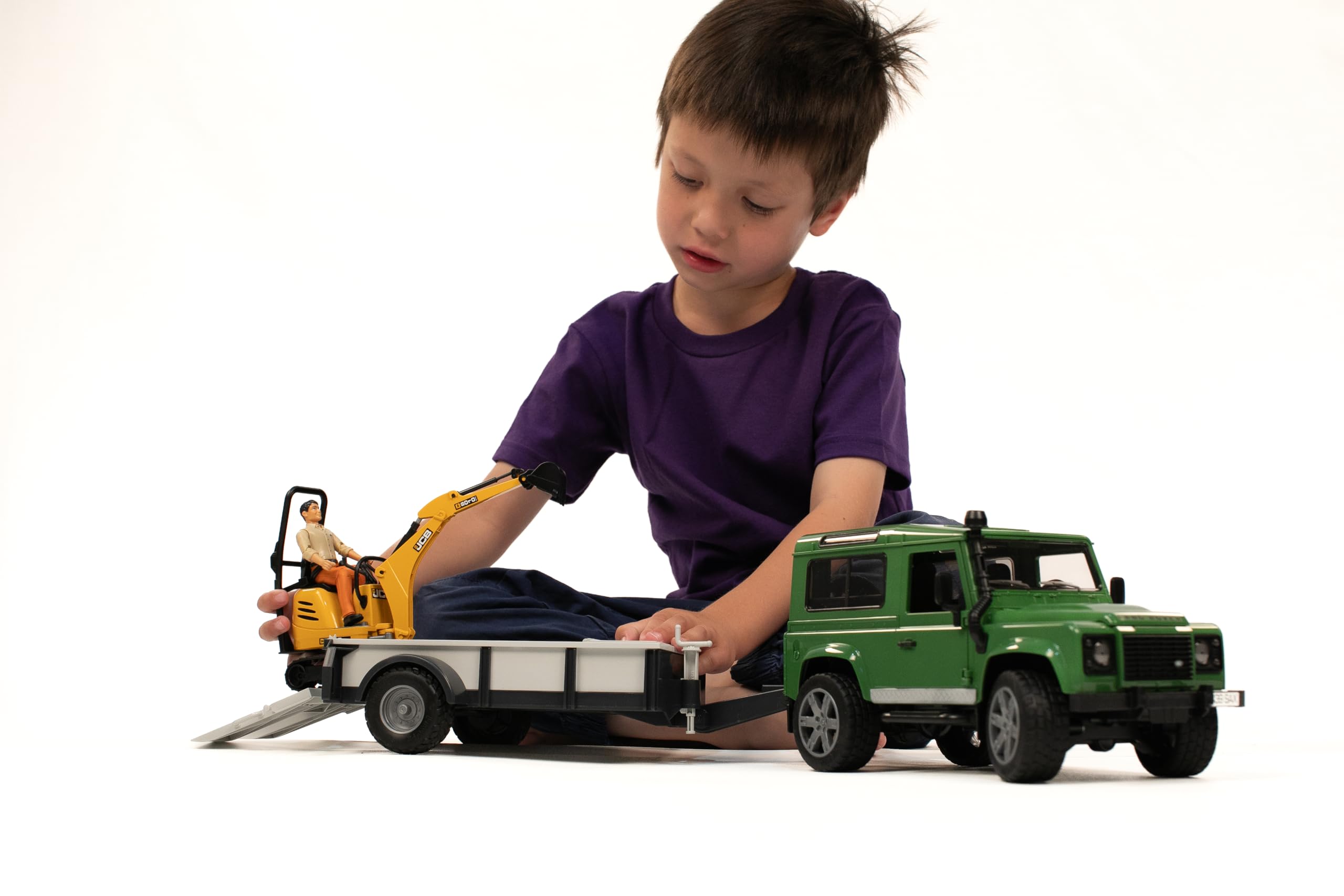 Bruder Land Rover Defender Rigid Drawbar Trailer Jcb Micro Excavator and Construction Worker for unisex-children