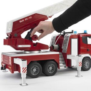 Bruder 03590 Scania R-Serie Fire Engine with Water Pump and L and S Module