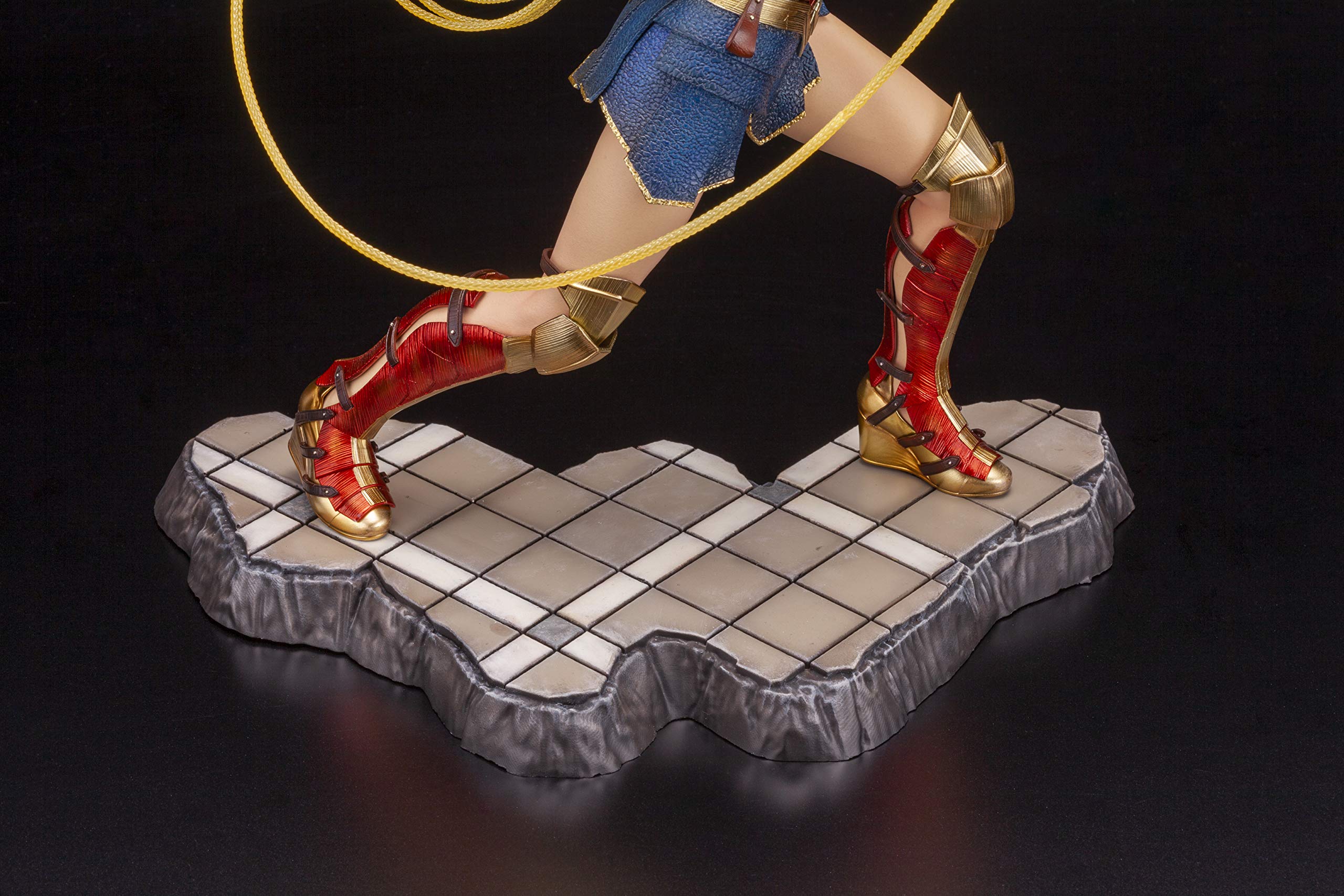 Kotobukiya Wonder Woman 1984 Movie: Wonder Woman ArtFX Statue, Multicolor, 10 inches