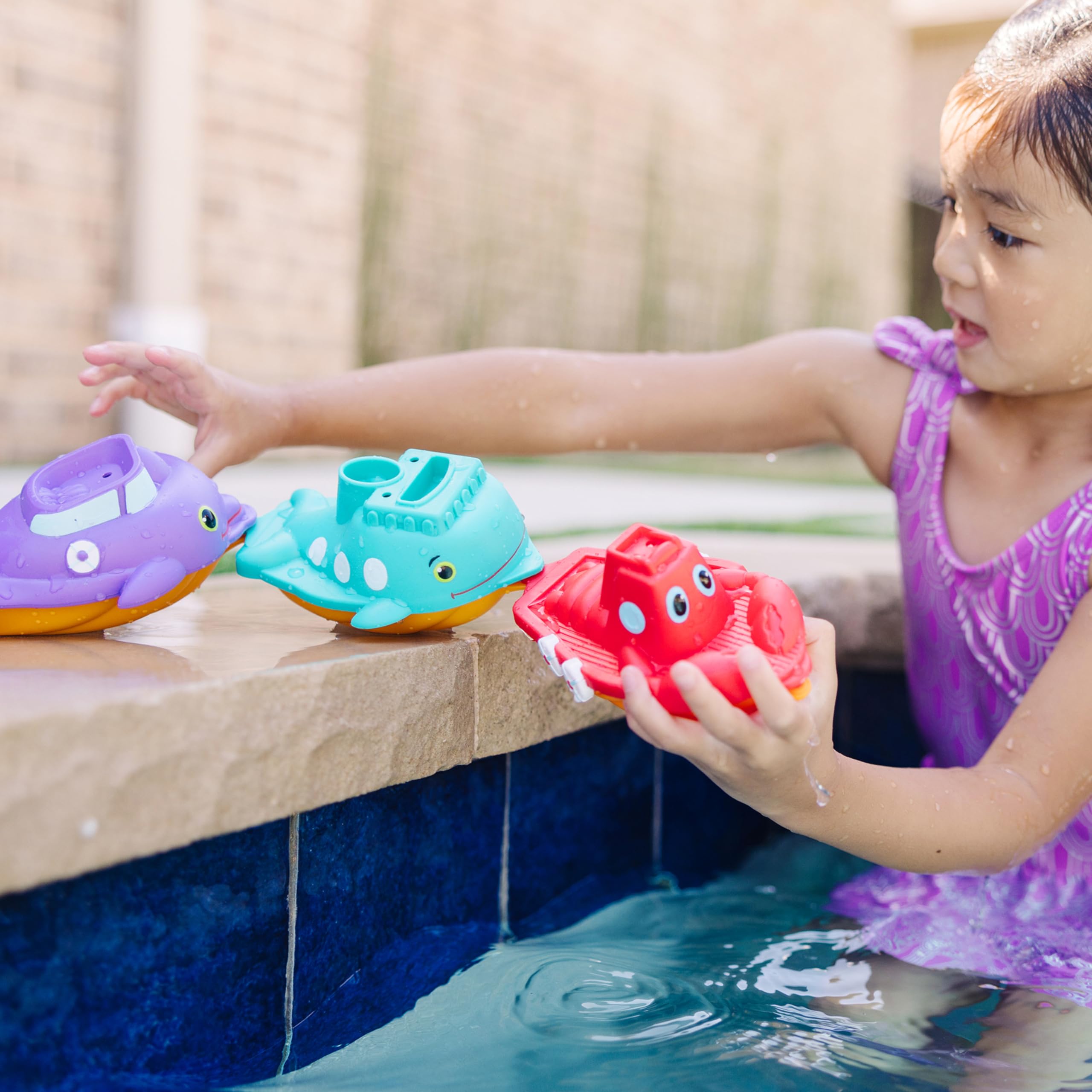 Melissa & Doug Sunny Patch Maritime Mates Boat Parade With 3 Linking Boats - Water Toys for Kids