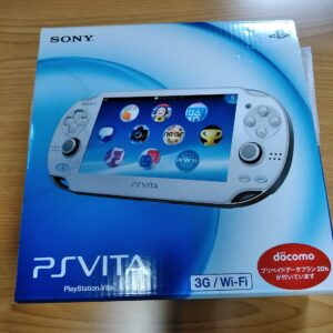 (Limited Edition) Playstation Vita (Playstation Vita) 3g/wi-fi Model Crystal White (Pch-1100 Ab02)