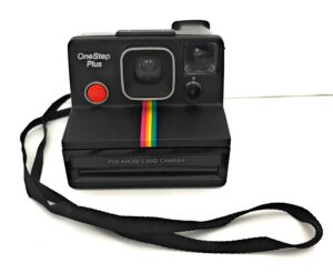 polaroid onestep plus sx-70 black/rainbow land camera