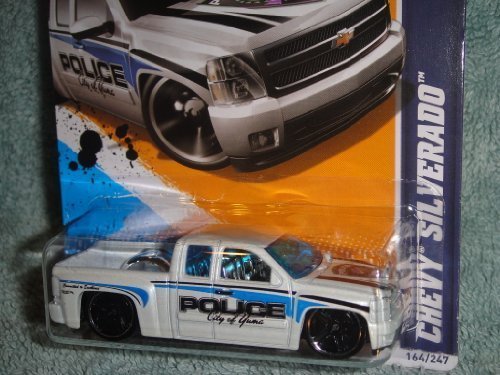 Hot Wheels 2012 Main Street Series City of Yuma Arizona Police Chevy Silverado Truck DIE-CAST