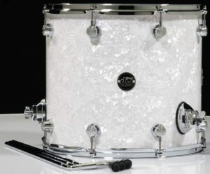 dw performance series floor tom - 14 x 16 inch - white marine finishply