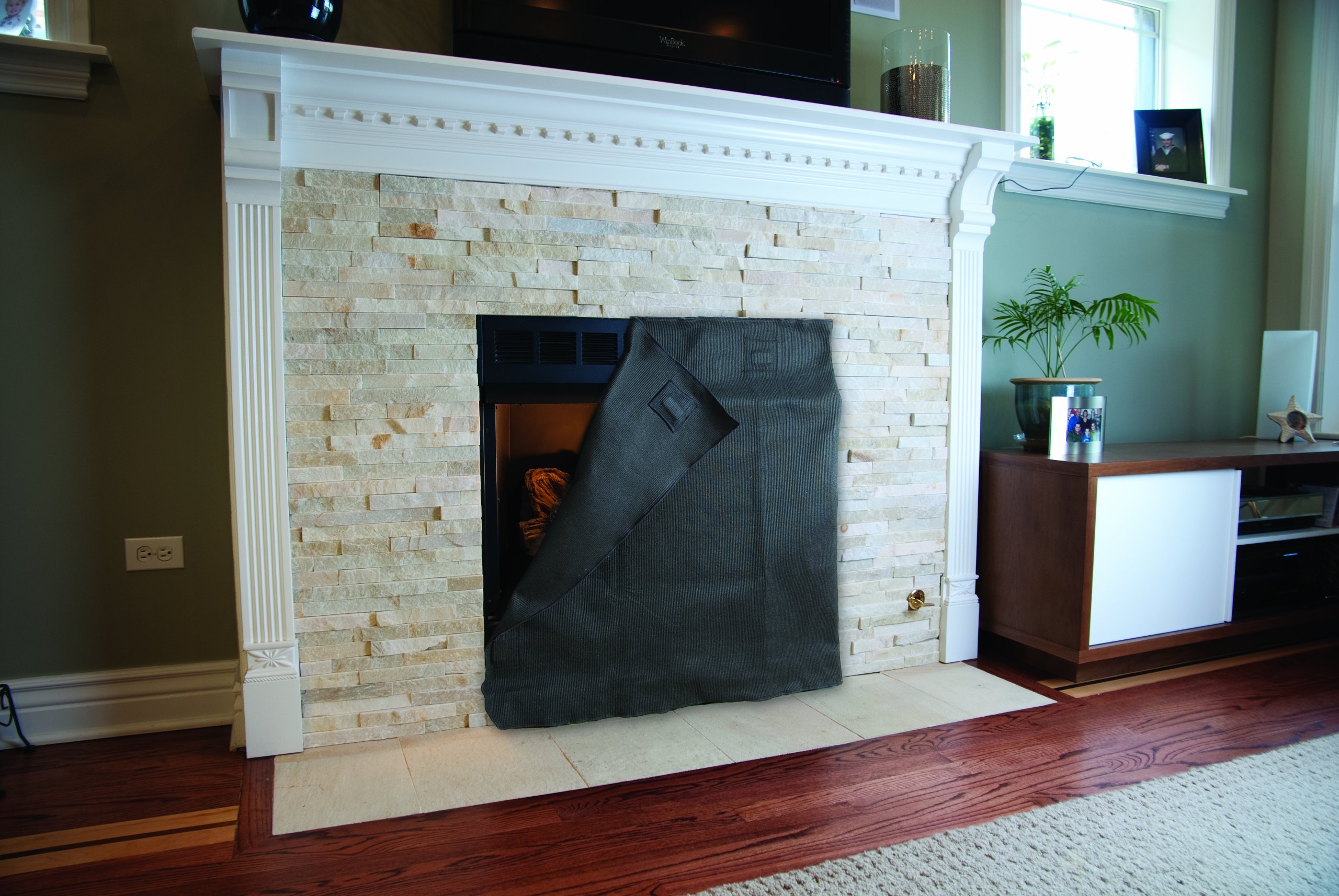 Fireplace Blocker Fireplace Cover (32″L x 42″H), Fireplace Draft Stopper Save On Your Energy Bills – Fire Resistant Fireplace Draft Cover - Magnetic Fireplace Cover Secures to Fireplace Screen