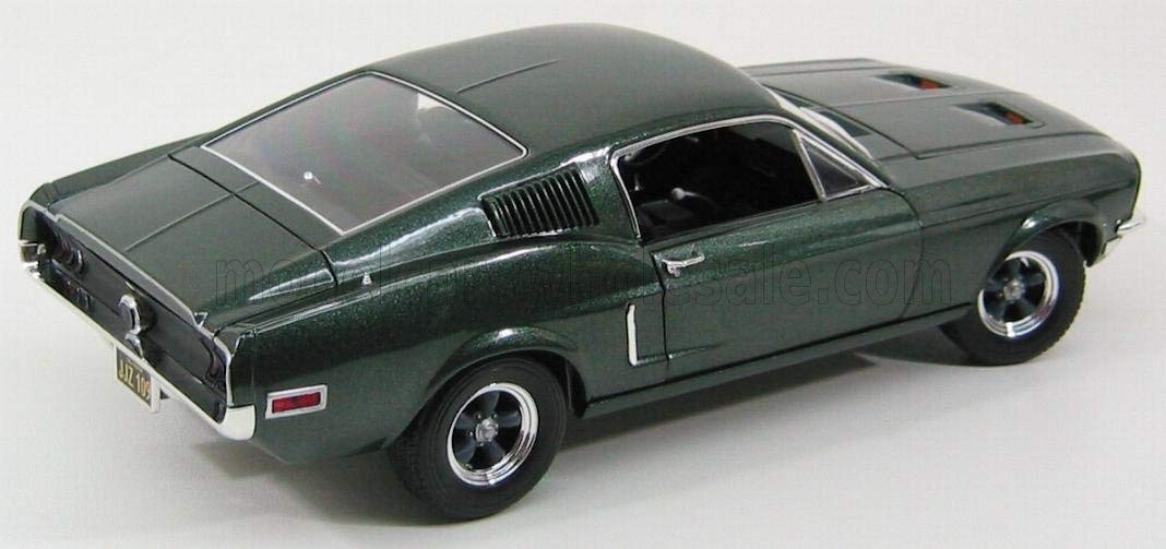 Greenlight 12822 Steve McQueen Bullitt 1968 Ford Mustang GT Hard Top 1/18 Scale Diecast