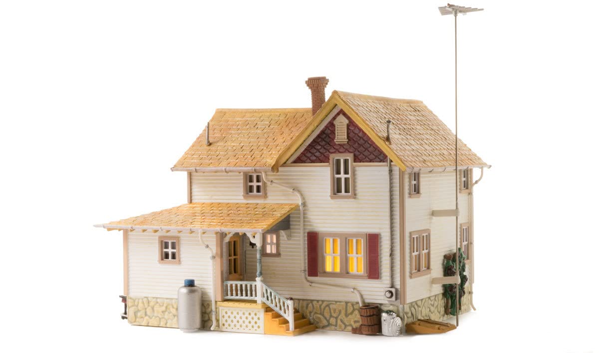 Micro-Mark Woodland Scenics Landmark Structures Built & Ready Corner Porch House, HO Scale