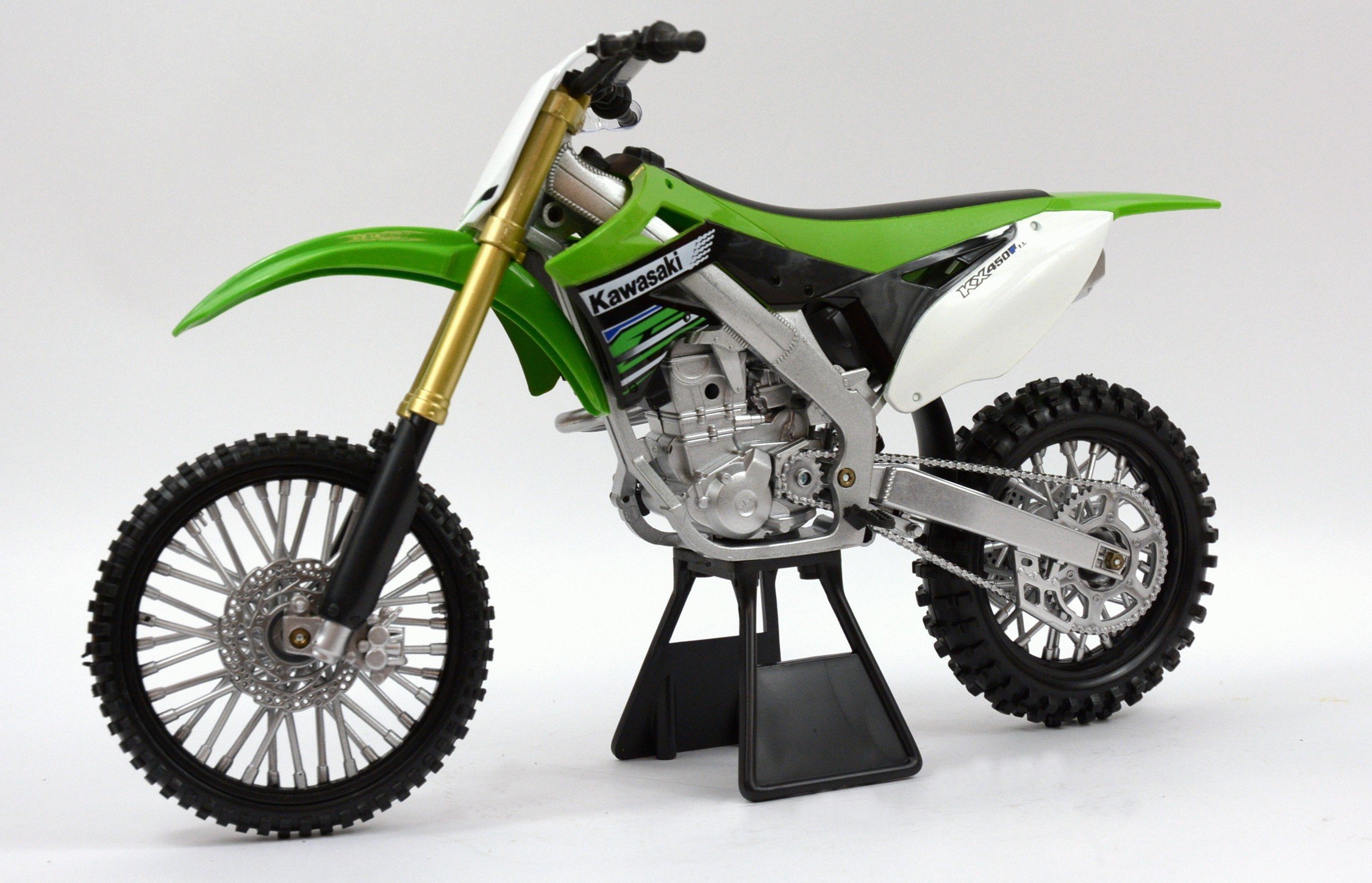 New Ray Die-Cast Kawasaki KX450F Motorcycle Replica, 1:12 SCALE, Green