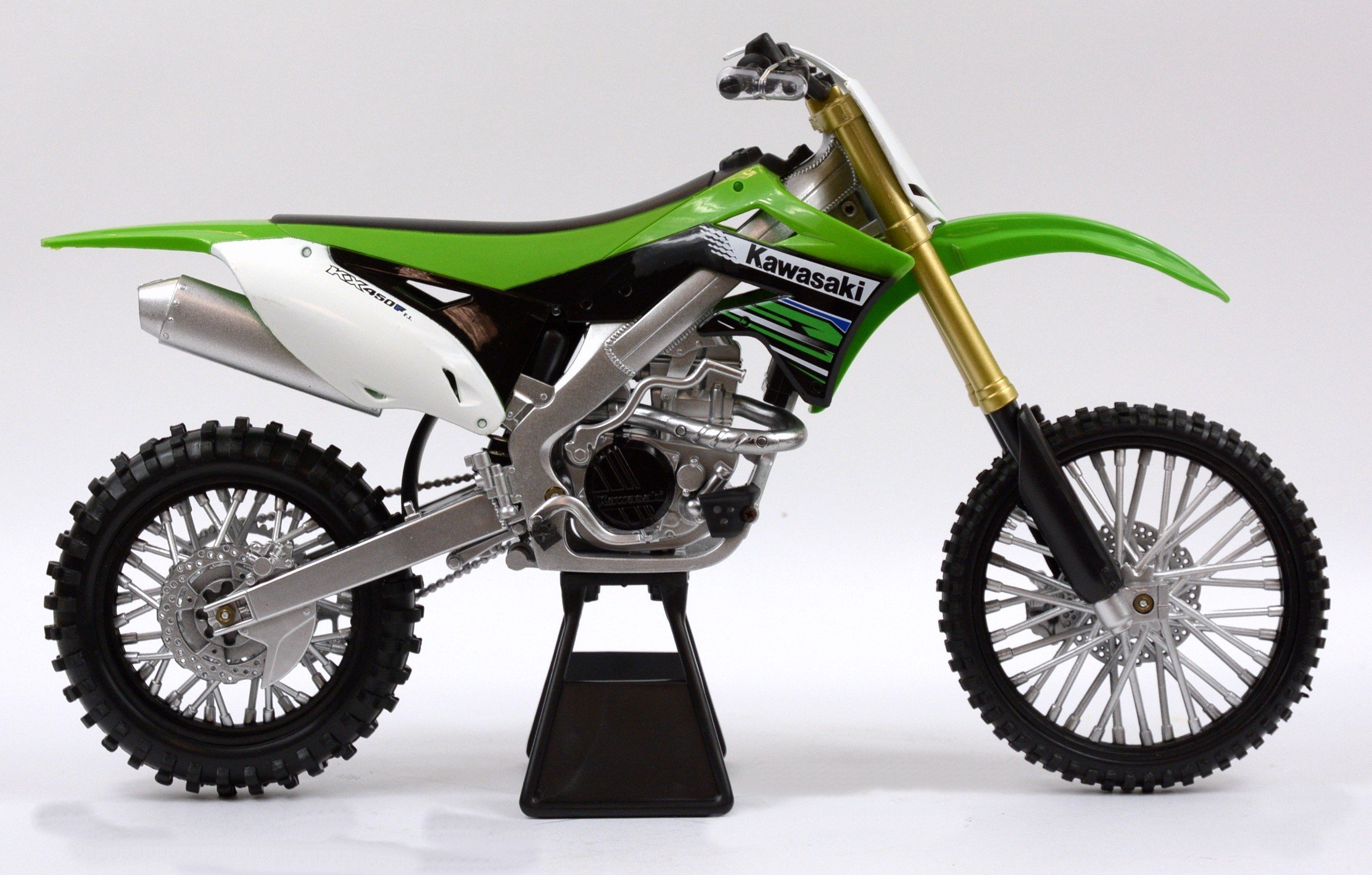 New Ray Die-Cast Kawasaki KX450F Motorcycle Replica, 1:12 SCALE, Green