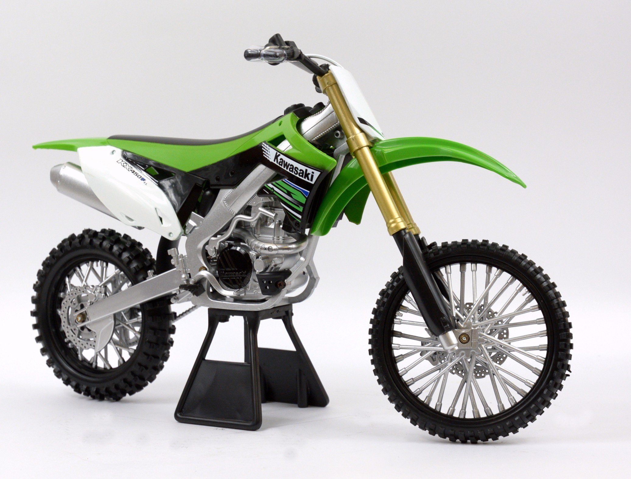 New Ray Die-Cast Kawasaki KX450F Motorcycle Replica, 1:12 SCALE, Green