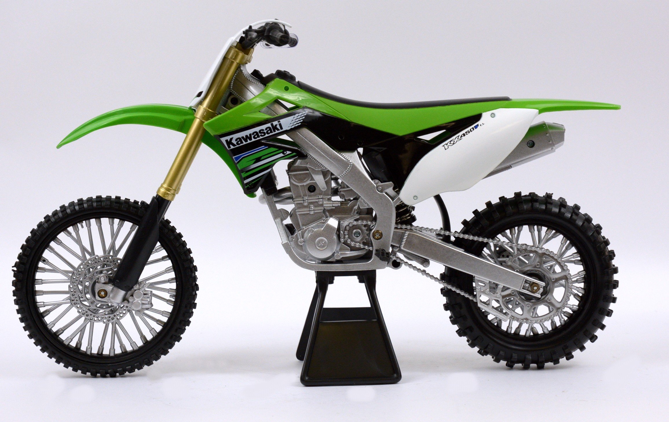 New Ray Die-Cast Kawasaki KX450F Motorcycle Replica, 1:12 SCALE, Green