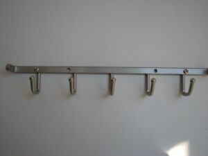 wall mount stationary belt rack / necklace organizer, satin nickel 12"