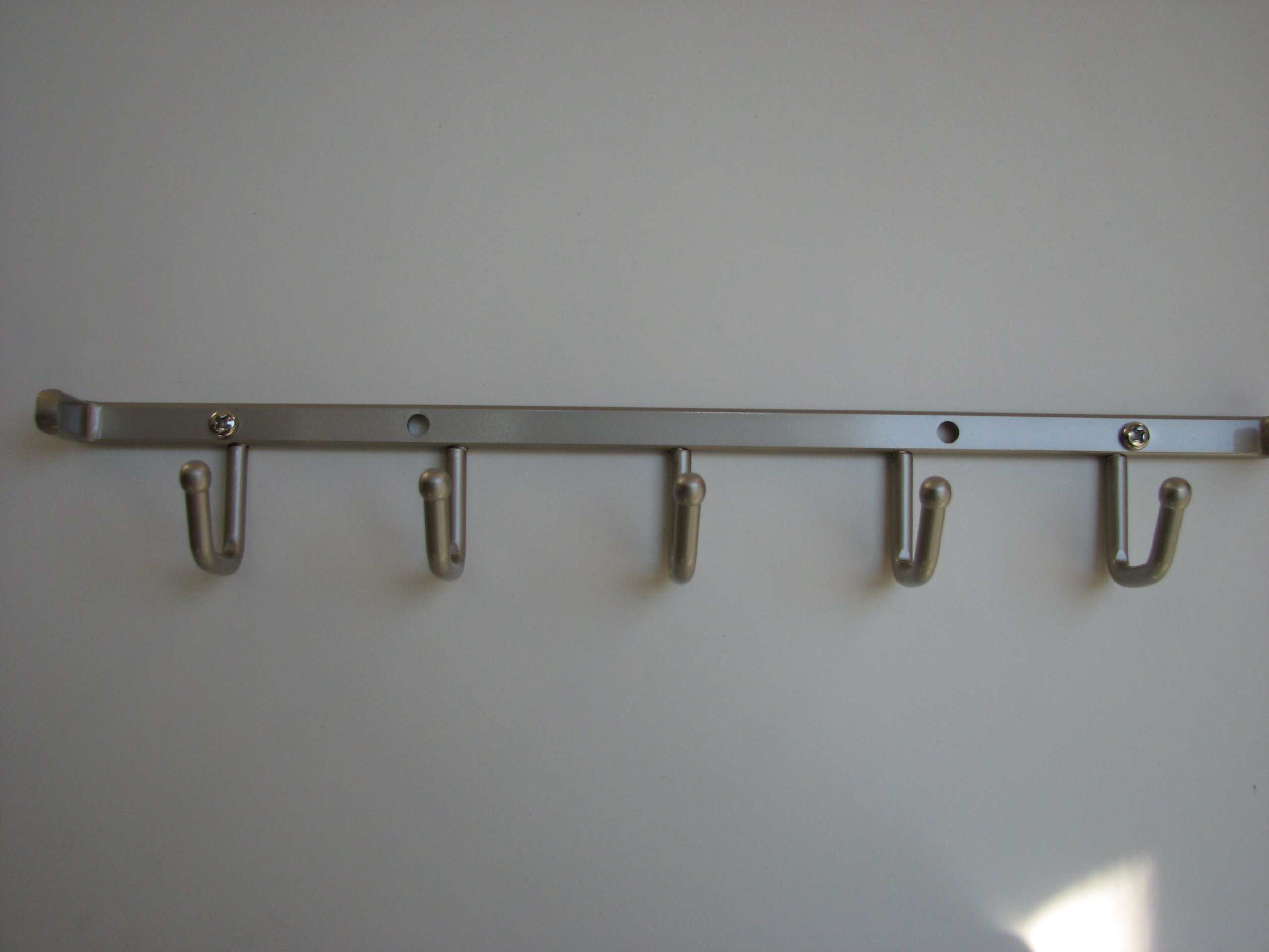 Wall Mount Stationary Belt Rack / Necklace Organizer, Satin Nickel 12"