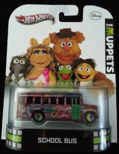 hot wheels 2013 disney the muppets school bus " electric mayhem" x8916