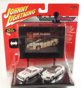 johnny lightning yesterday & today 1967 & 1997 camaro's