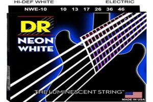 dr strings hi-def neon electric guitar strings (nwe-10)