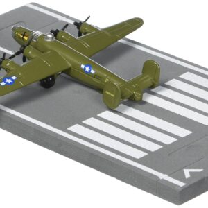 Daron Worldwide Trading Runway24 B-24 Liberator Vehicle