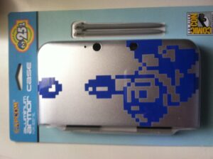 sdcc 2013 exclusive mega man 25th anniversary nintendo 3ds xl aluminum case