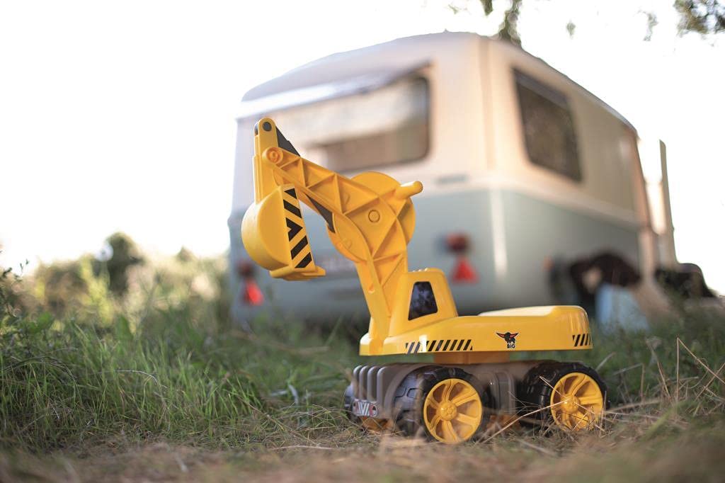 BIG Power Worker Maxi Digger Excavator Vehicle , Yellow