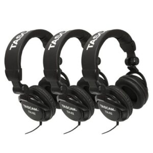 tascam th-02 closed-back studio monitor headphones 3-pack (black) bundle