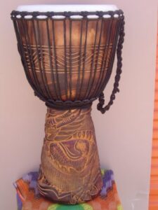 pro djembe 24" tall (60m25) djembe deep carved hand drum bongo dragon