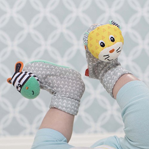 Infantino Foot Rattles, Zebra & Cheetah, Soft Baby Sock Rattles - Encourages Hand-Eye Coordination, Discovery Toy - Machine Washable